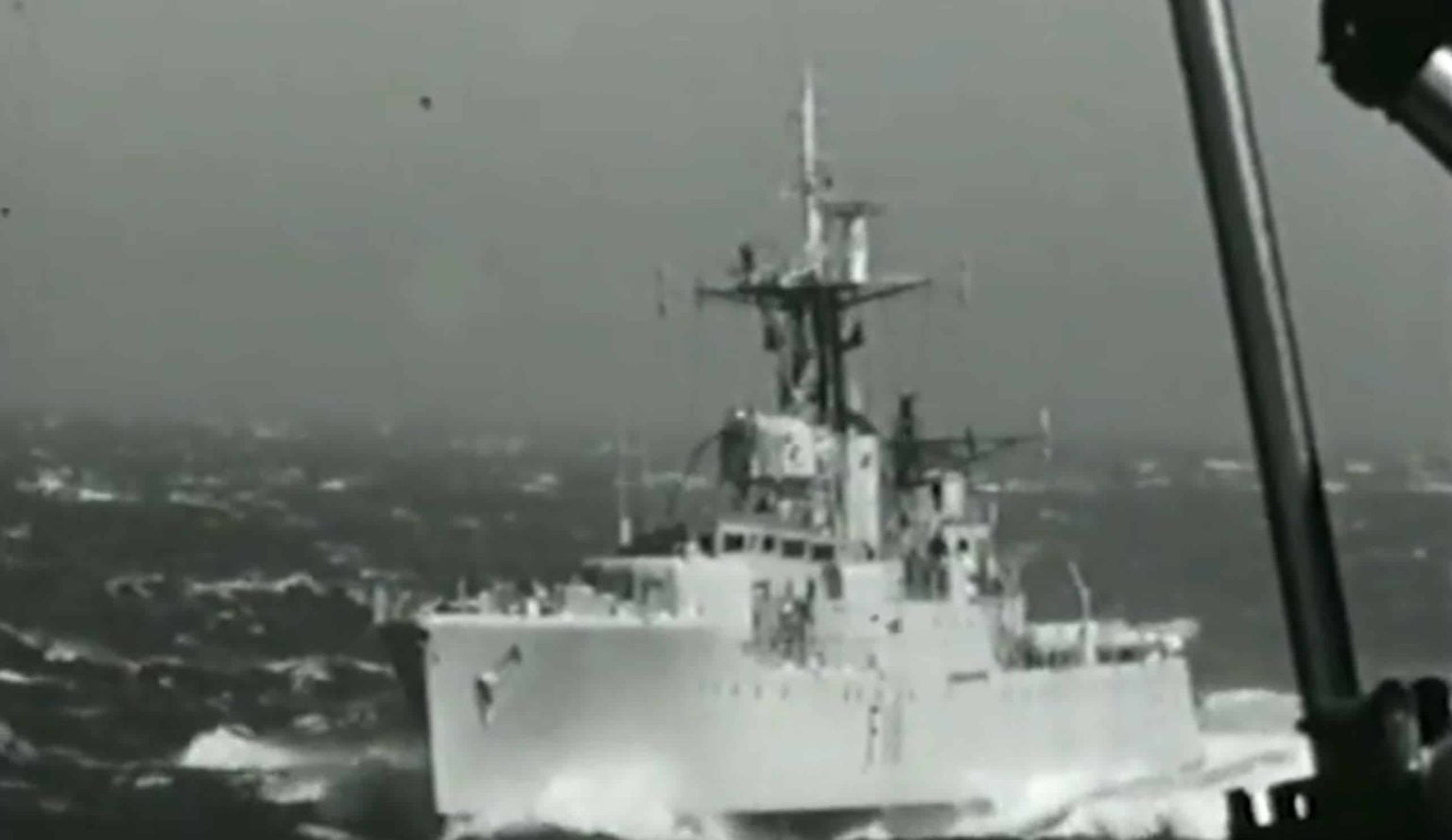 Nuclear Guinea Pigs - Operation Grapple | Maralinga Tours